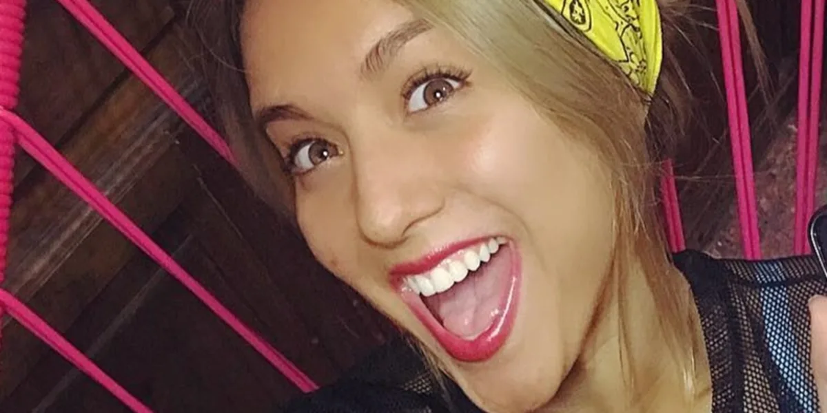 Flor Vigna recibió sus 23 años arriba del escenario ¡Mirá el festejo ...