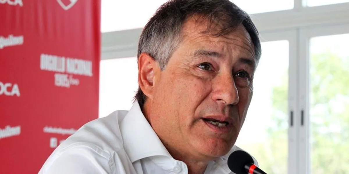 El trágico momento que vive Ariel Holan en el comienzo de la temporada ...