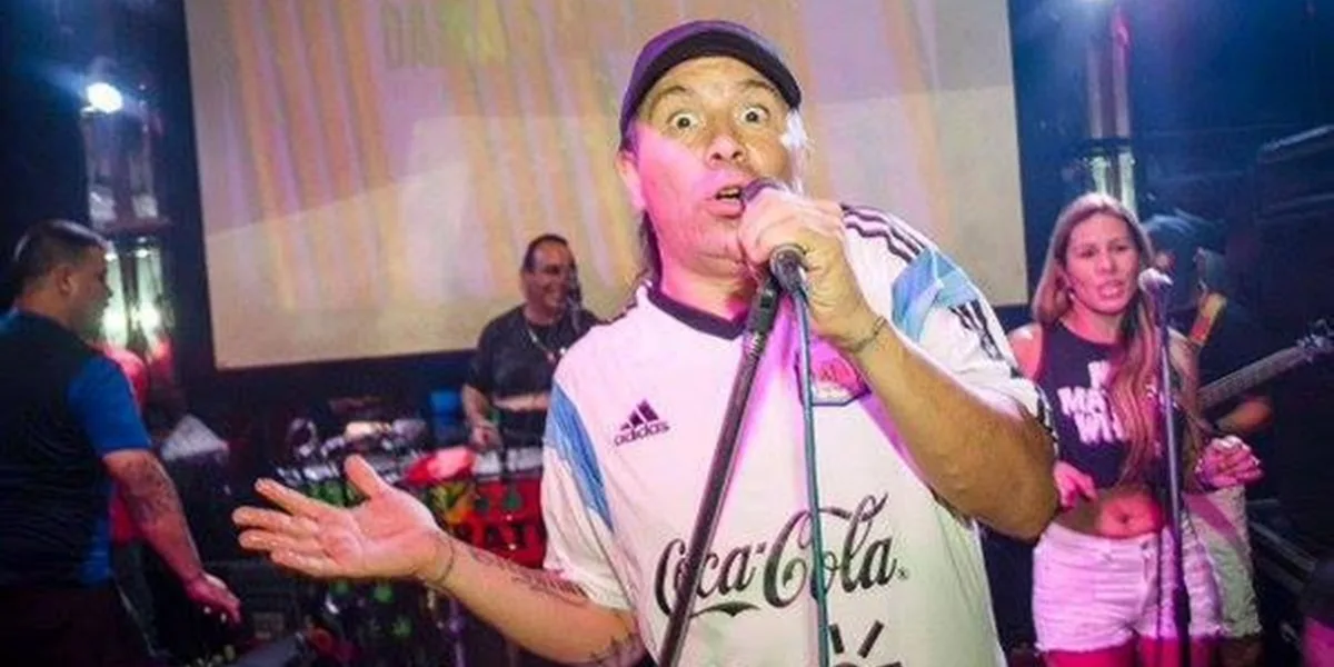 Desvincularon de la banda a un integrante de Damas Gratis | Filo News