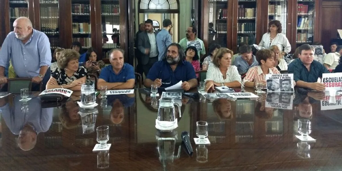 Paritaria bonaerense: nueva reunión, a una semana del inicio de clases ...