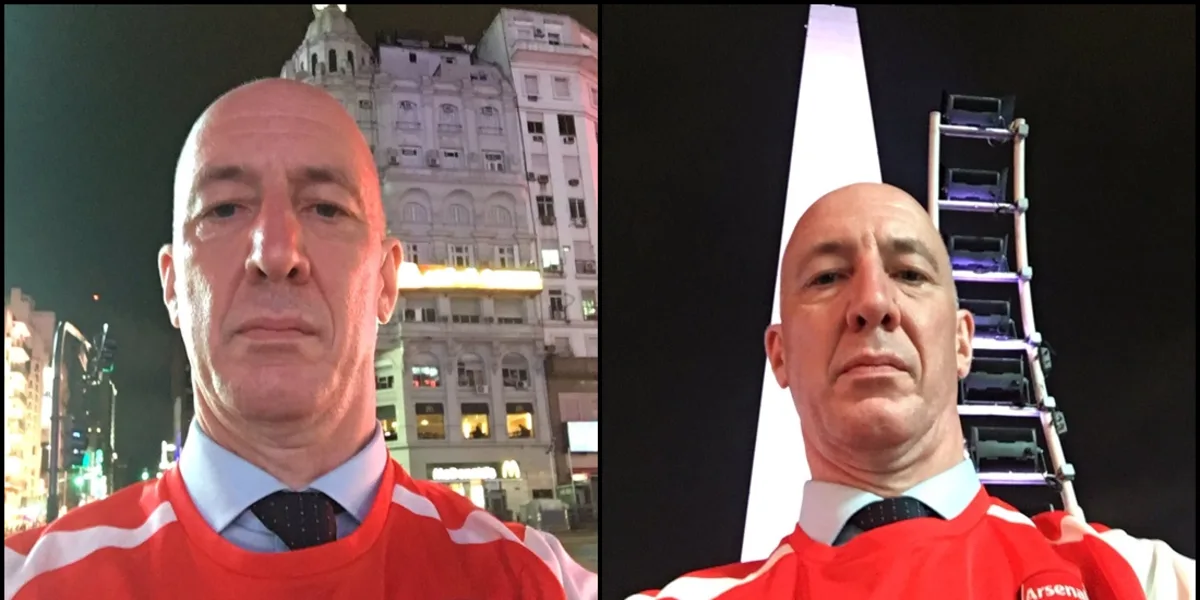 El embajador británico Mark Kent festejó en el Obelisco el pase del ...