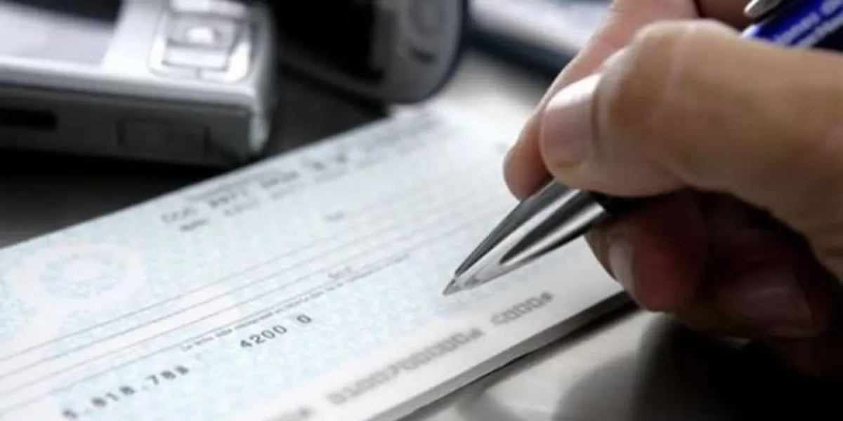 A partir del jueves, vuelve la compensación electrónica de cheques ...