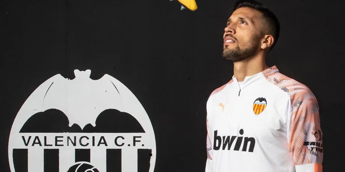 Ezequiel Garay se despidió de Valencia en conflicto con la dirigencia ...