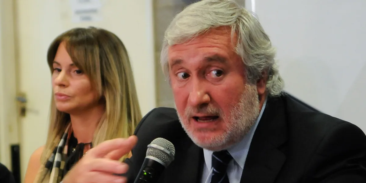 Julio Conte Grand, el procurador general de Buenos Aires, tiene ...
