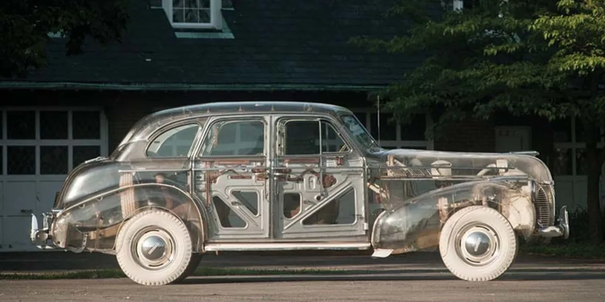 La historia del primer auto transparente fabricado en Estados Unidos ...