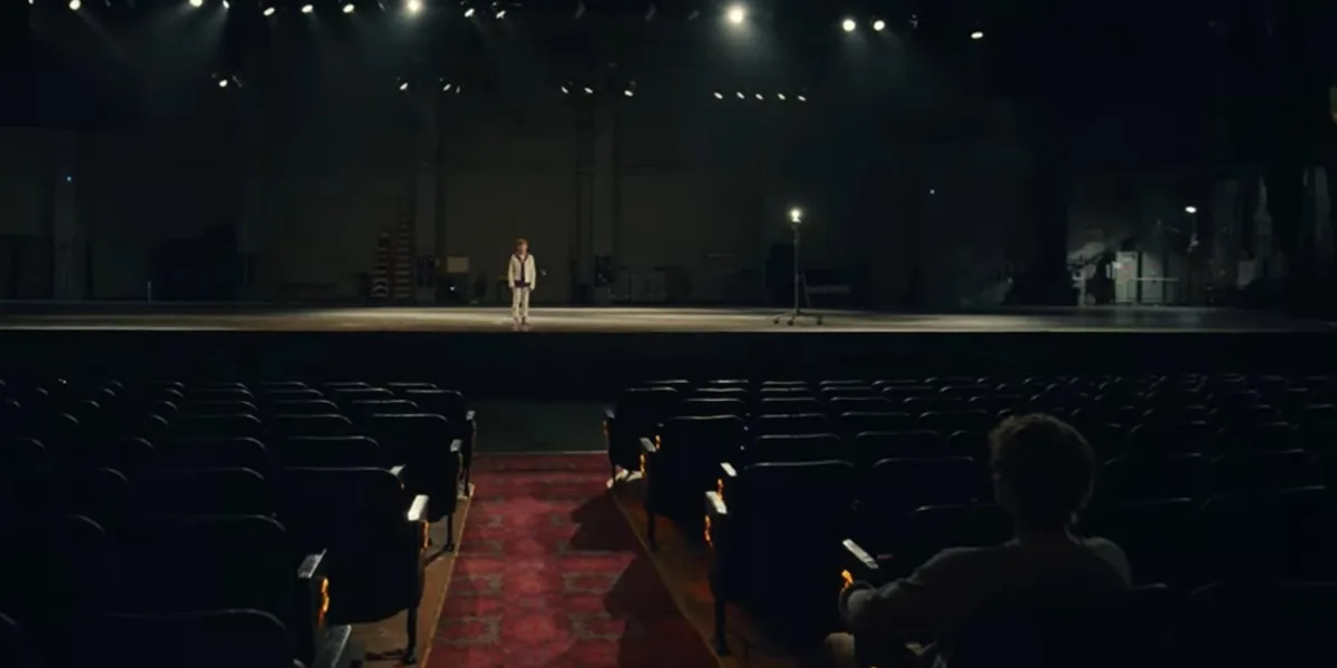 Justin Bieber refleja su pasado en "Lonely" | Filo News