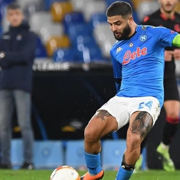 Estadio Maradona: el espectacular tatuaje de Insigne en honor al Diego ...