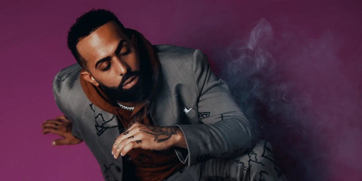 Eladio Carrión estrenó su álbum 'Monarca' con feats de Cazzu y J Balvin ...