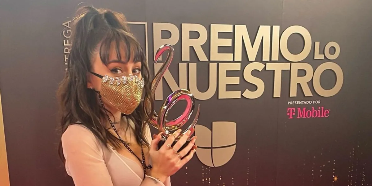 Nicki Nicole ganó como artista revelación en los Premios Lo Nuestro ...