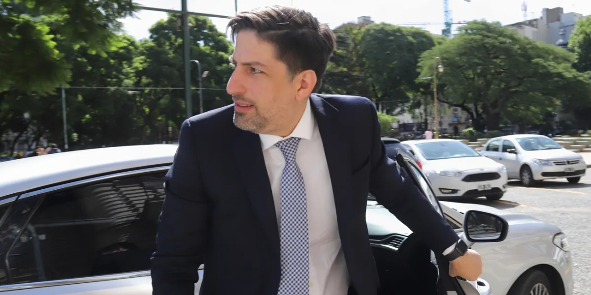 Trotta, sobre las pruebas Aprender: “No se suspenden. Se van a realizar ...