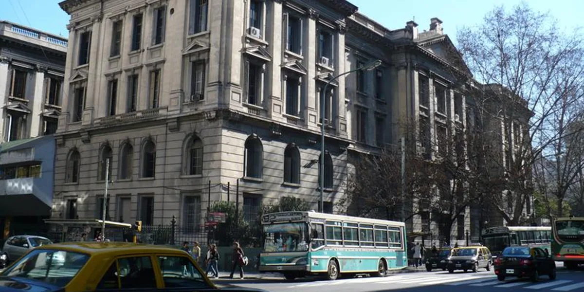 El Hospital Rivadavia lleva cinco días sin ingresos de pacientes con ...