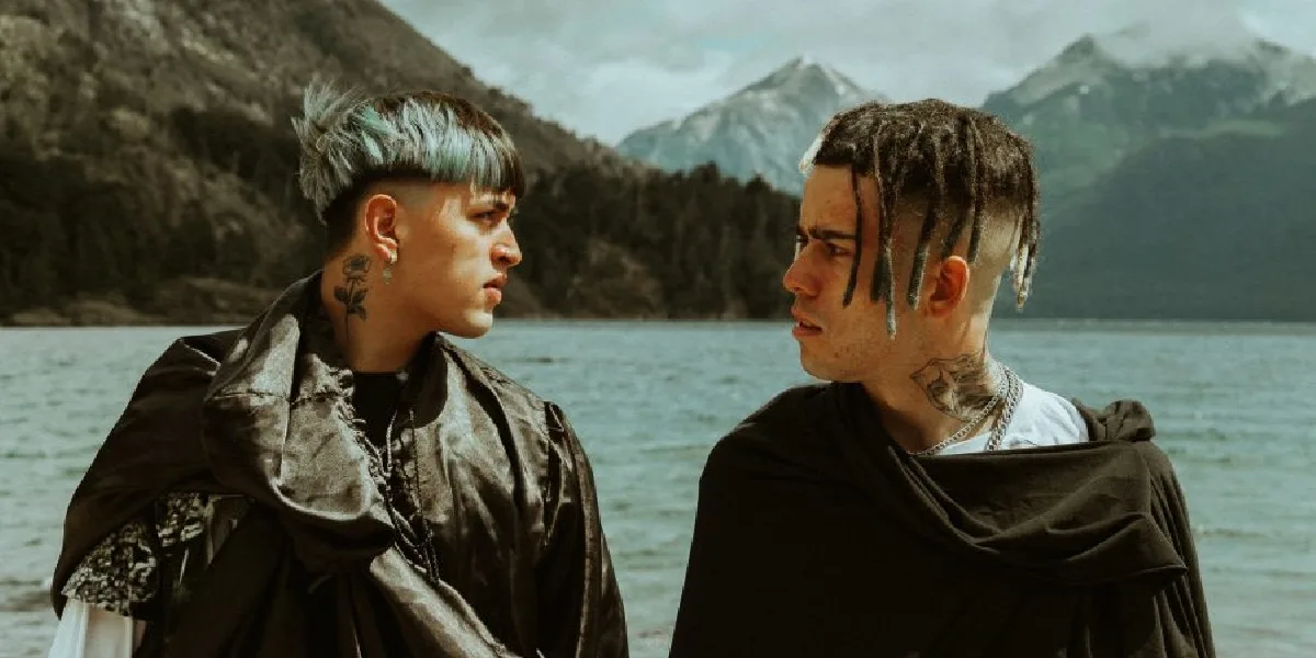 Tobi estrenó su álbum "Atrapado en las Colinas" y el video de "Solo en ...