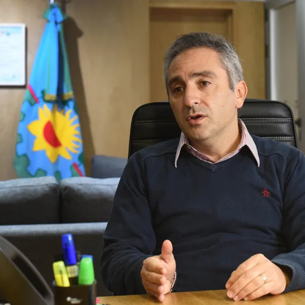 El "Cuervo" Larroque pidió por un instrumento "para transitar la ...