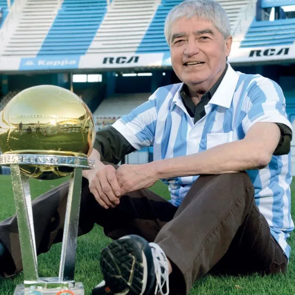 Murió "Chango" Cárdenas, el autor del gol más importante de la historia ...