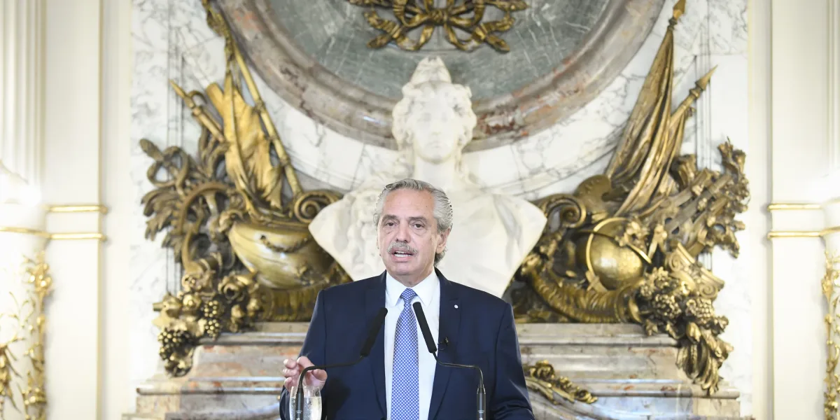 Alberto Fernández pidió a la Justicia investigar el viaje a Lago ...