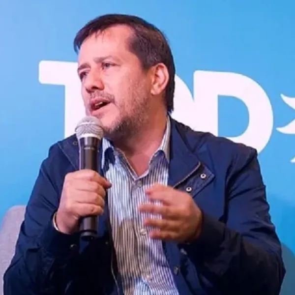 Mariano Recalde: "Planteamos un acto para el 10 de diciembre, se tiene ...