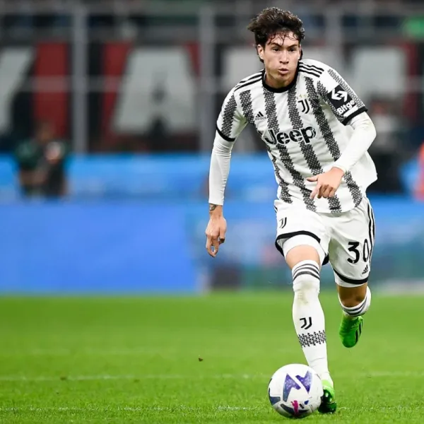 Matías Soulé y Exequiel Zeballos fueron incluidos en el once inicial ...