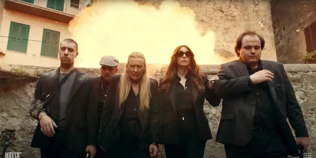 "La heredera de la mafia": Toni Collette y Monica Bellucci en una nueva comedia que lanza su ...