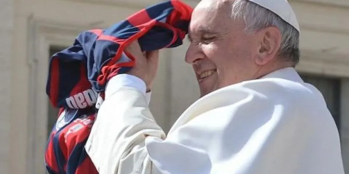San Lorenzo "abraza con amor y orgullo" al Papa Francisco por la década ...