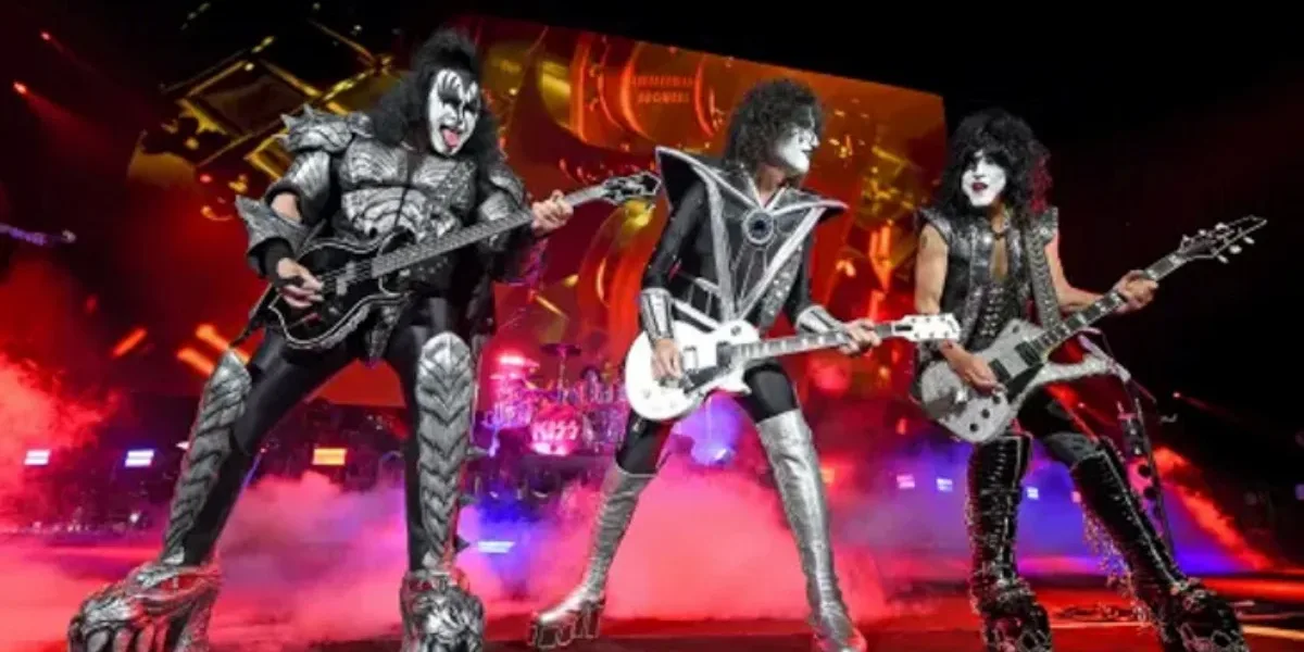 KISS volvió a decir adiós en Buenos Aires a pura pirotecnia, hits y ...