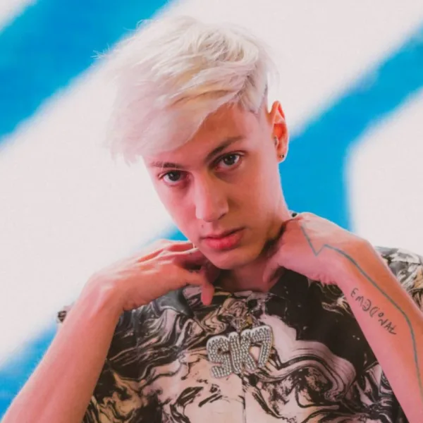 Seven Kayne presentó su nuevo EP "Buscando la luz" | Filo News