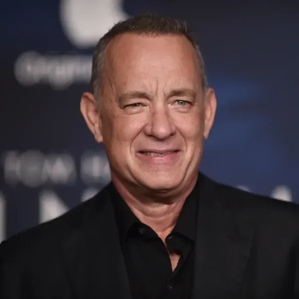 Tom Hanks debuta como novelista con "Otra gran obra maestra del cine ...