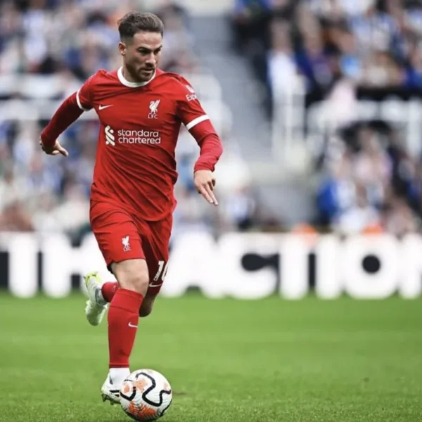 Alexis Mac Allister ovacionado en el triunfo del Liverpool | Filo News