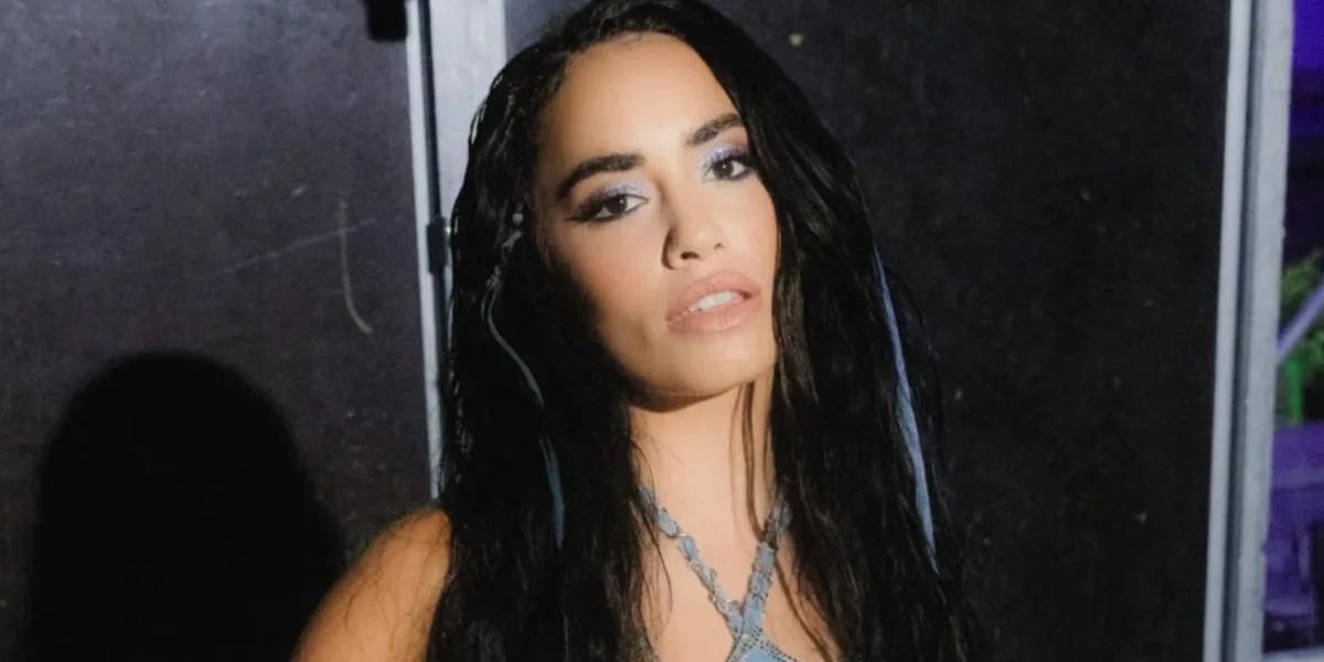 El gesto de Lali para un guardia de seguridad en medio de un show ...