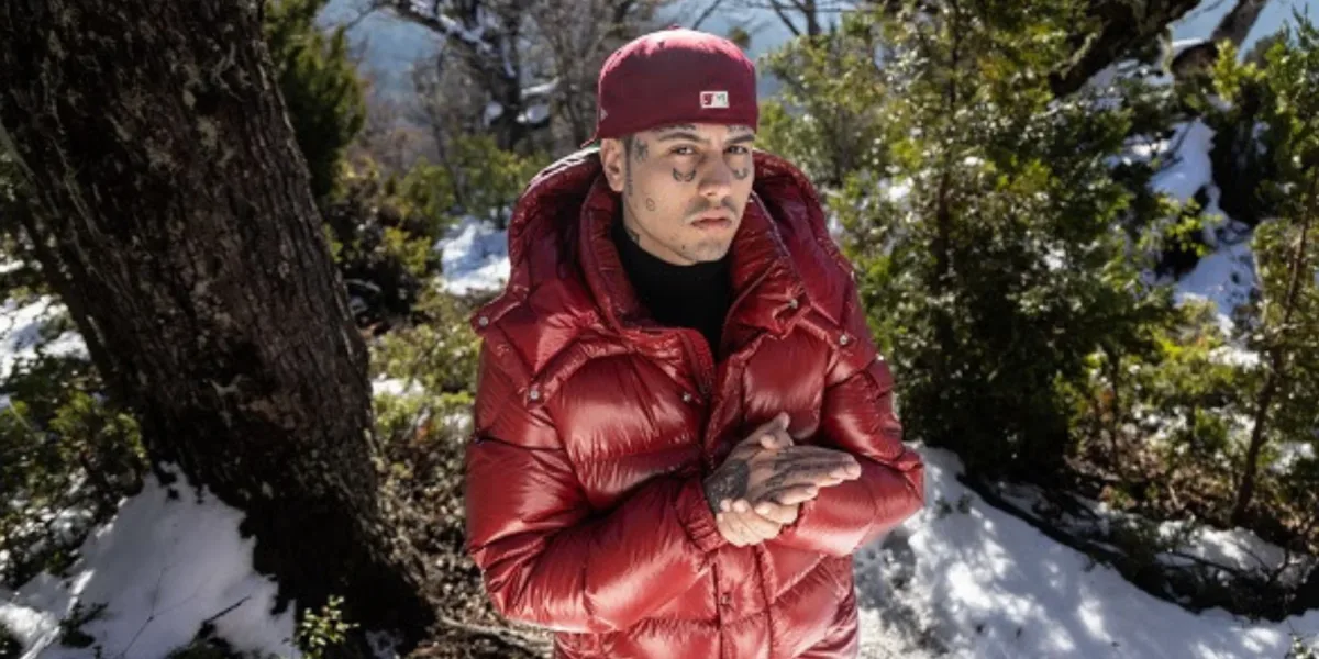 Duki presenta "Troya", el último bonus track de su álbum "Antes de ...