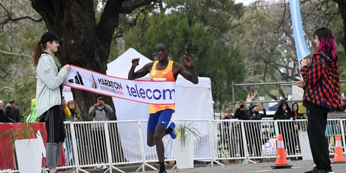 Los keniatas se adueñaron de los podios en la Maratón de Buenos Aires ...