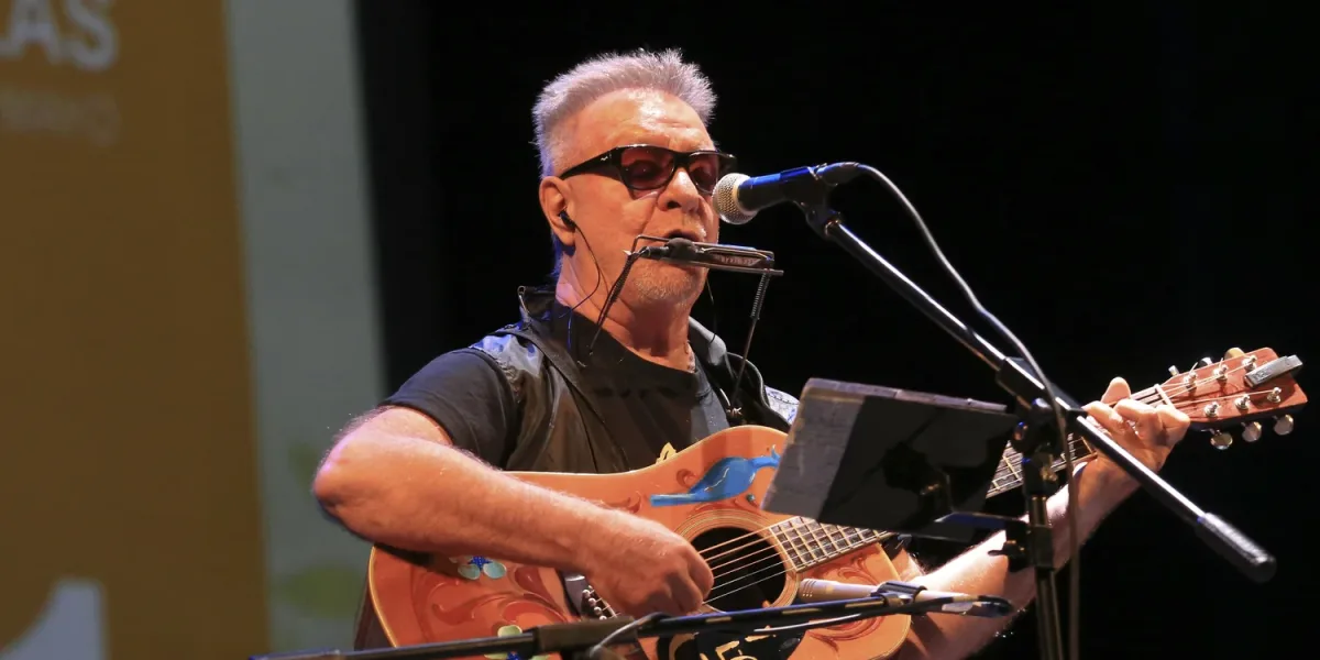 León Gieco pidió por la paz en Israel y la liberación de su sobrino ...