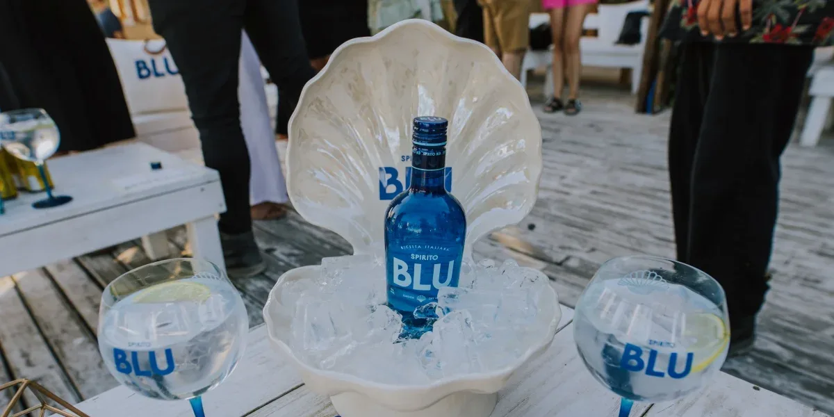 Inspirado en la isla de Cerdeña, llega el gin “Spirito Blu” | Filo News