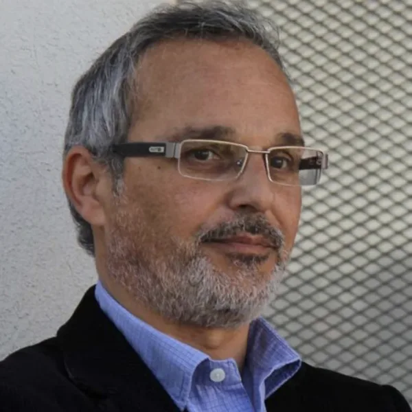 Mario Russo habló el brote de dengue y recomendó: "Cuidado con los ...