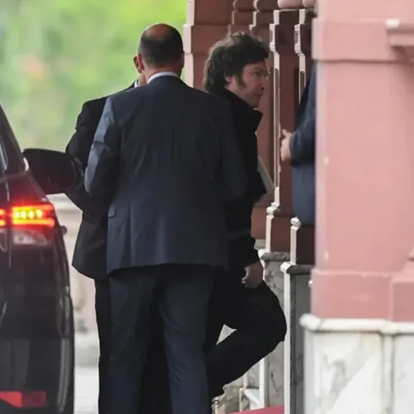 Se Suspendió La Reunión De Gabinete Filo News 2610