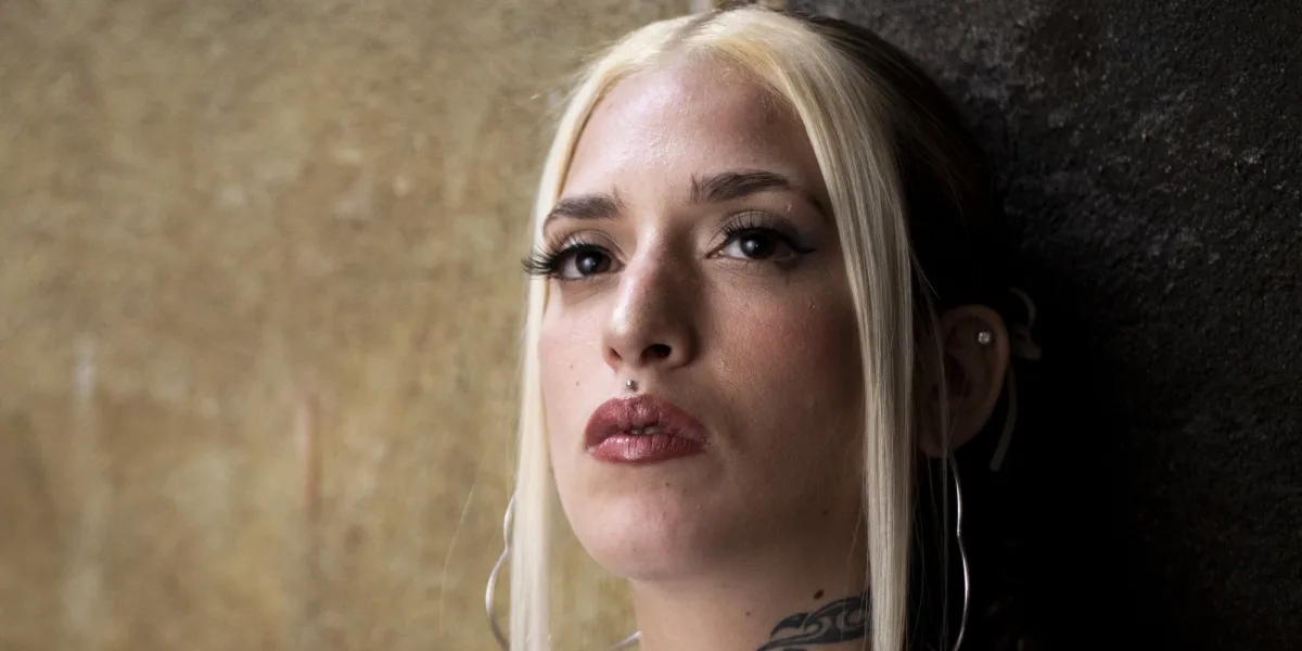 Sassyggirl adelanta su nuevo álbum con "Dimelo" | Filo News