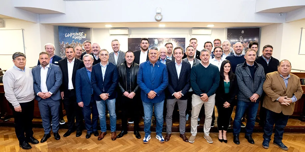 Claudio Tapia fue reelegido presidente de la AFA: lista única y Juan ...