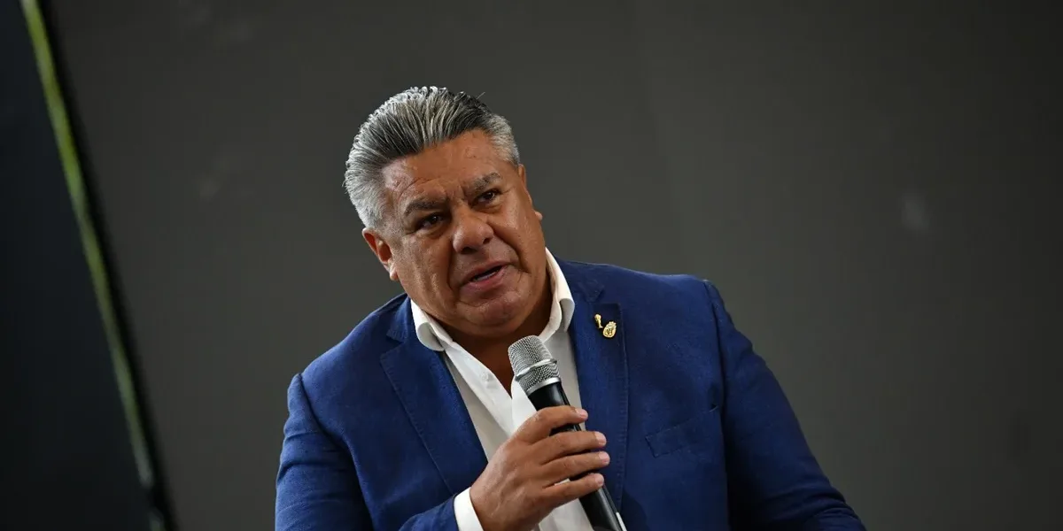 Claudio "Chiqui" Tapia habló de las chances de ver a Messi en el Mundial 2026 y defendió el ...