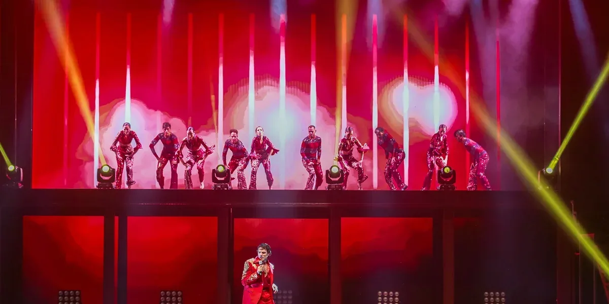 Se estrenó "Sandro, el Gran Show", una obra para vibrar con la música ...