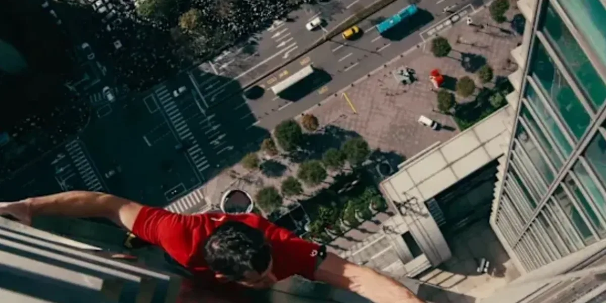 El escalador estadounidense Alex Honnold logró ascender sin cuerdas el ...